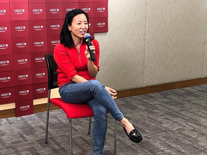 Shirley Yuen今日離職 總商會總裁暫時後繼無人 | 博客文章